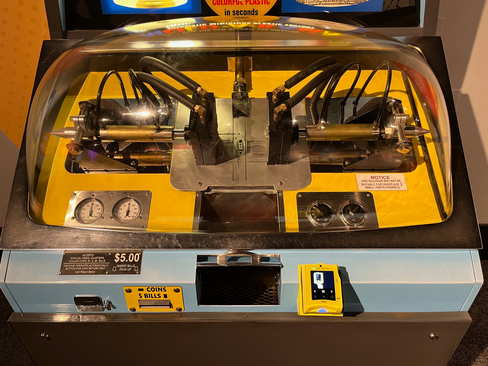 Meet the Mold-A-Rama machine, 3D printing’s older, kitschy cousin ...